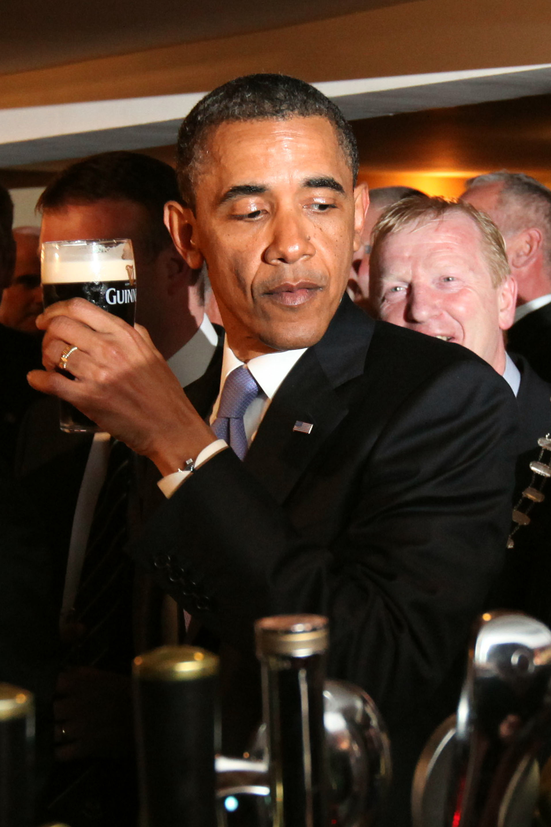 Cheers Obama! Barack's Top 15 Beer Moments (PHOTOS)