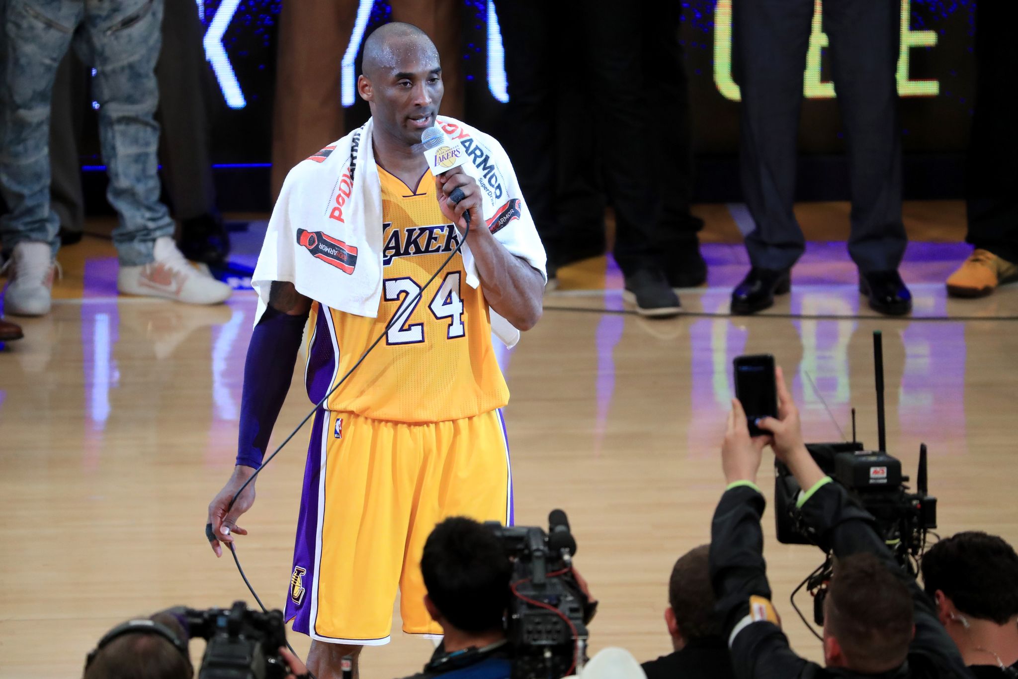 Mainstream Media Fails Kobe Bryant's Death In Racist, Insensitive Coverage