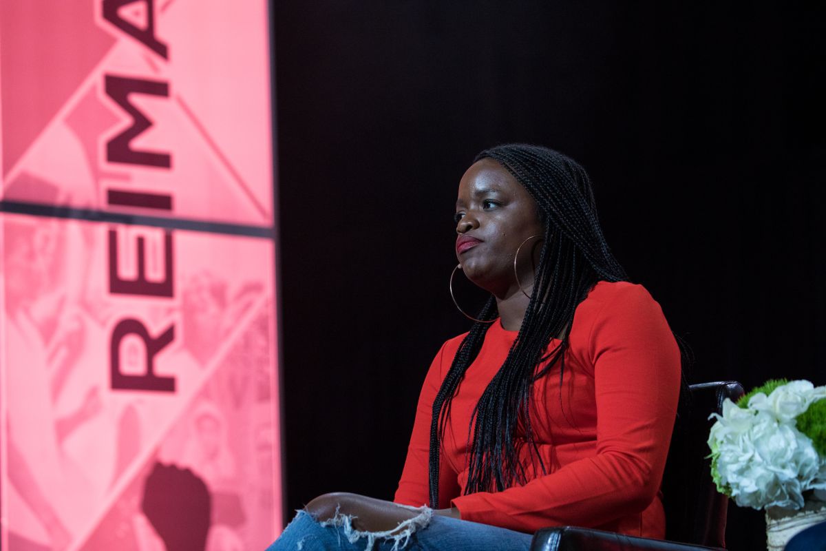 10 Photos Of Woke Ladies For Women's History Month