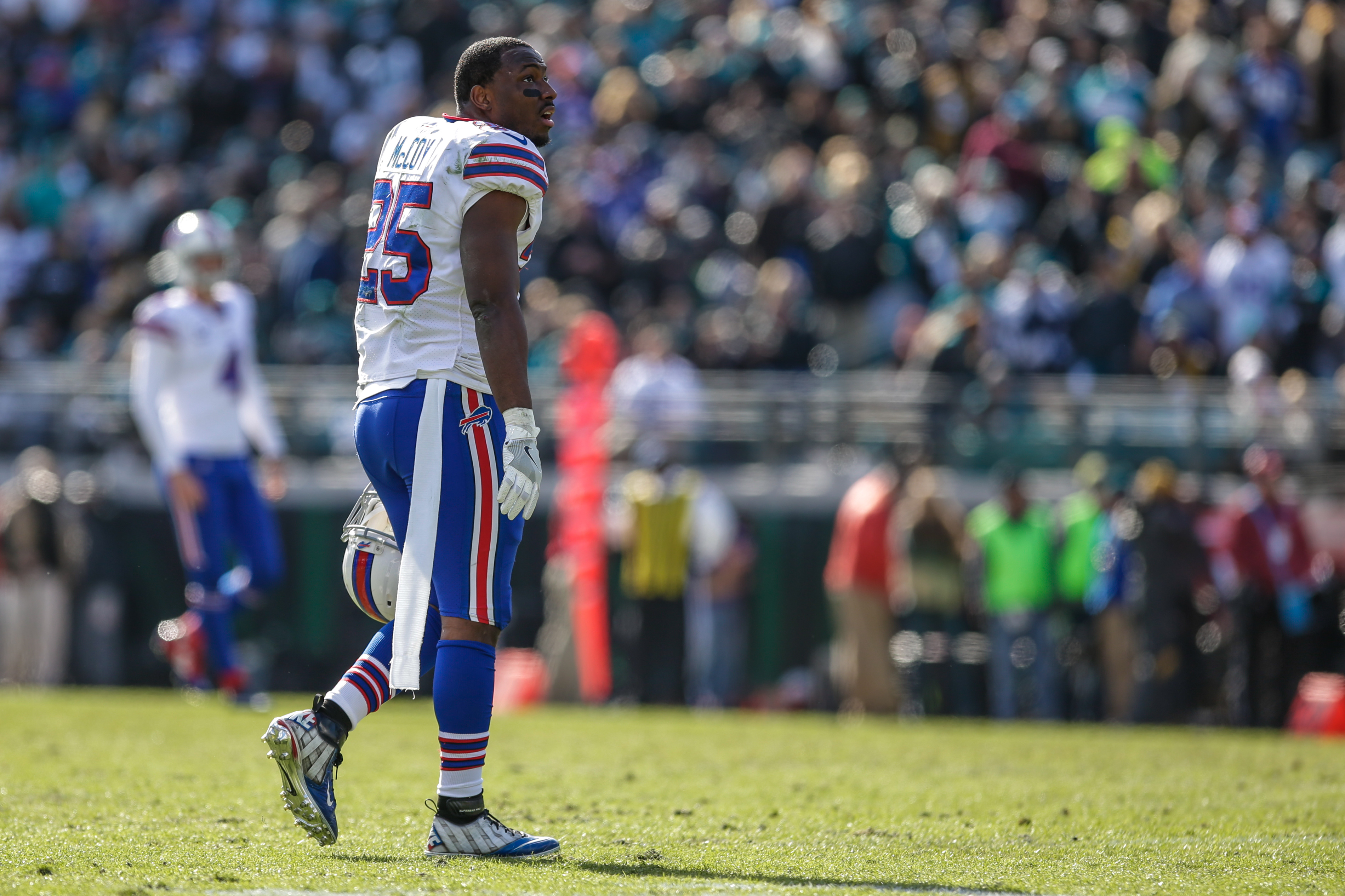 LeSean McCoy Beat Girlfriend? Bloody Photo Shows Domestic Abuse: IG