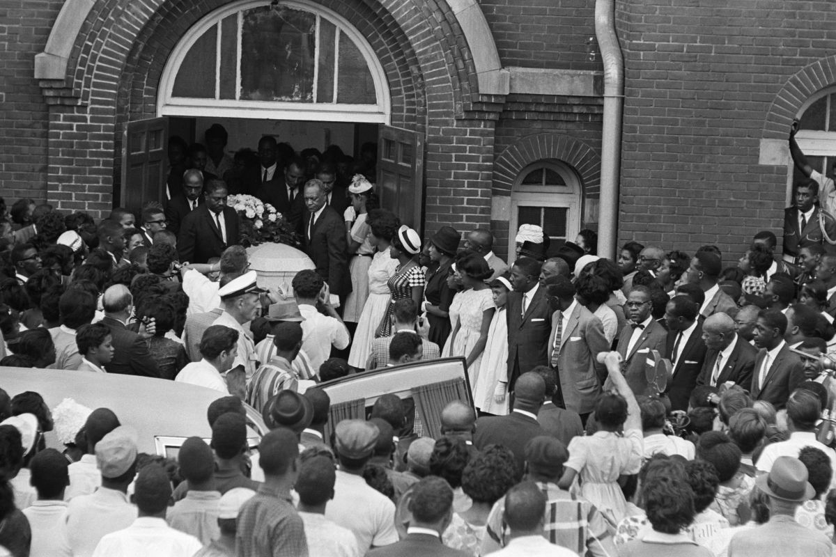 Birmingham Bombing Anniversary Photos: 16th Street Church Then, Now