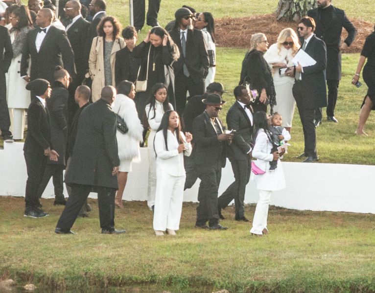 Kim Porter Funeral Photos, Video: Model’s Life Celebrated, Mourned ...