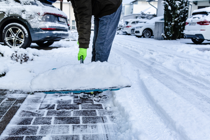 'Karen' Video: White Woman Calls Cops On Black Snow Shovelers